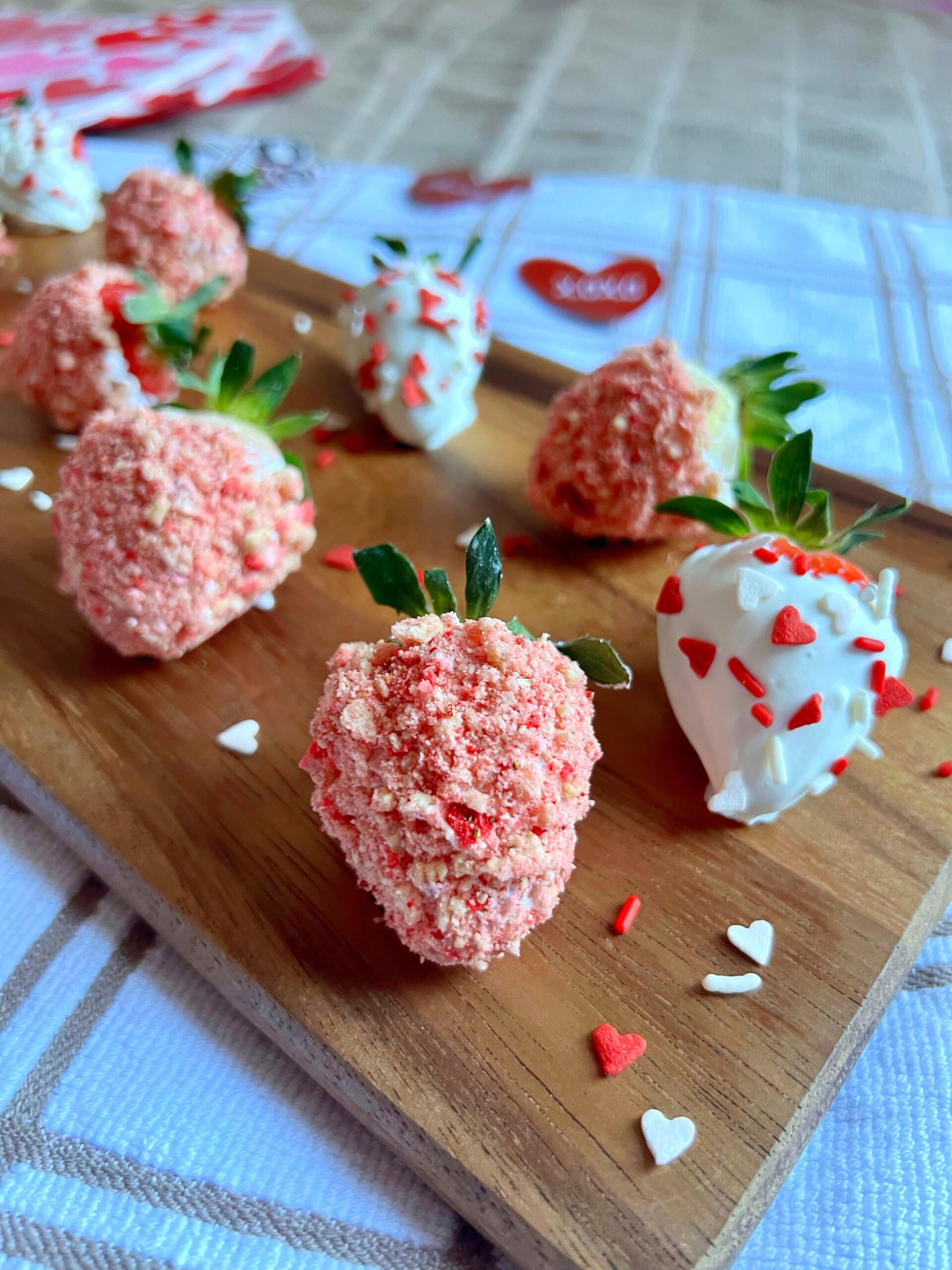 Strawberry Shortcake Crumble - Made with Sazón